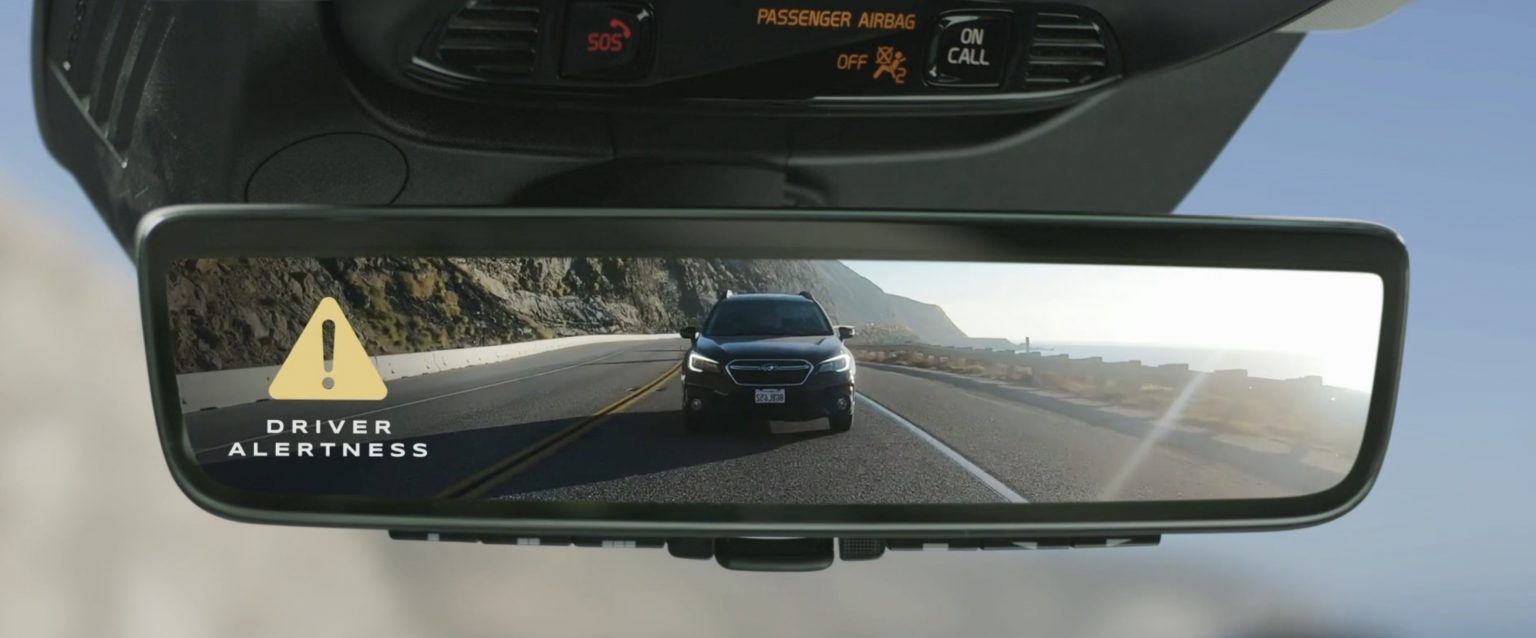 Retrovizor koji vidi sve: Omogućuje sliku iz svih kutova i štiti od ...