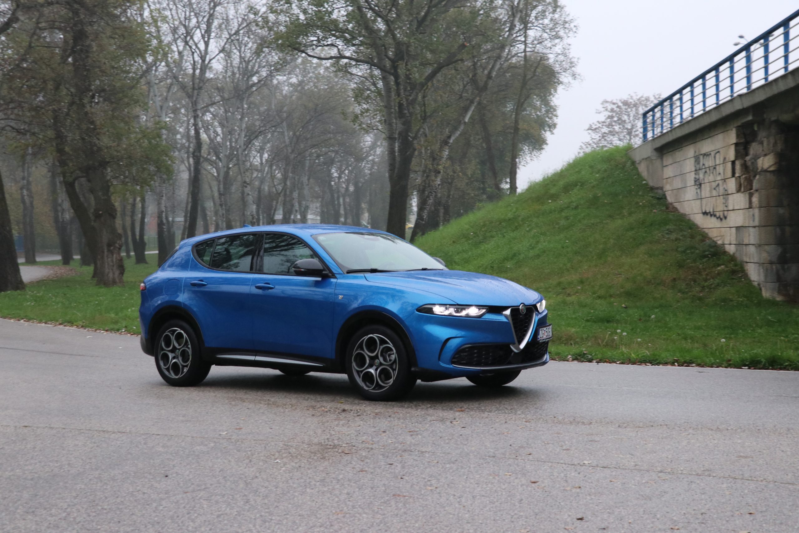 Test Alfa Romeo Tonalea: Očekivano, dobar ulazak u novu klasu! – Revija HAK