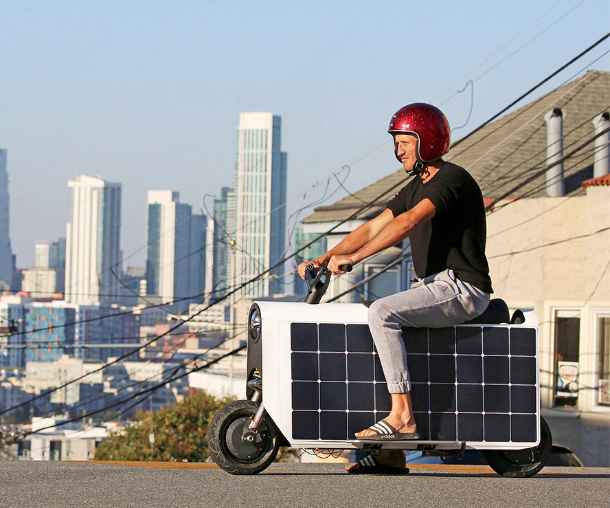 Skuter novog doba: Ideja je da ge na morate puniti na utičnici i već je ...