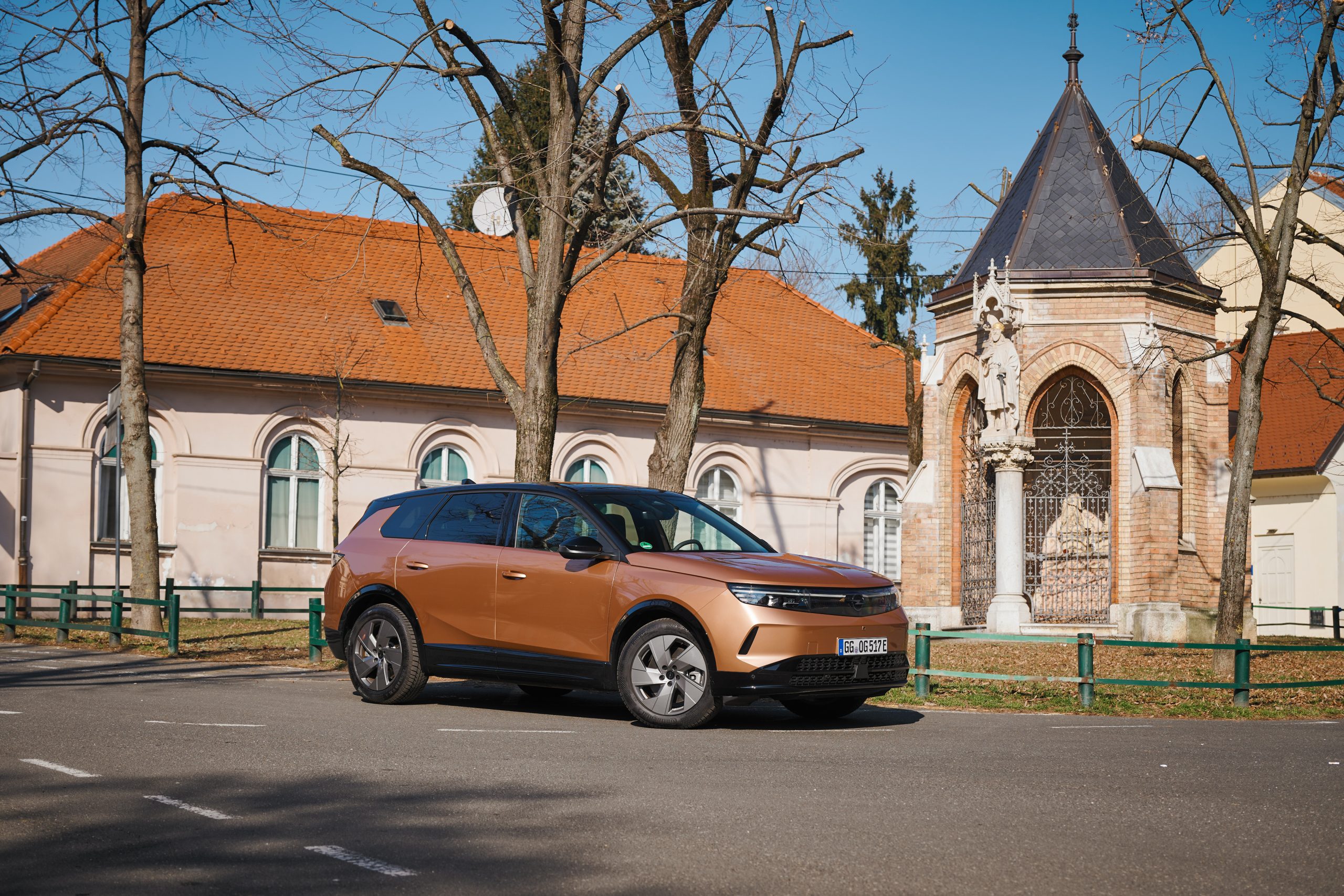 Novi Opel Grandland je u Hrvatskoj: Konkurentna cijena i provjerena ...